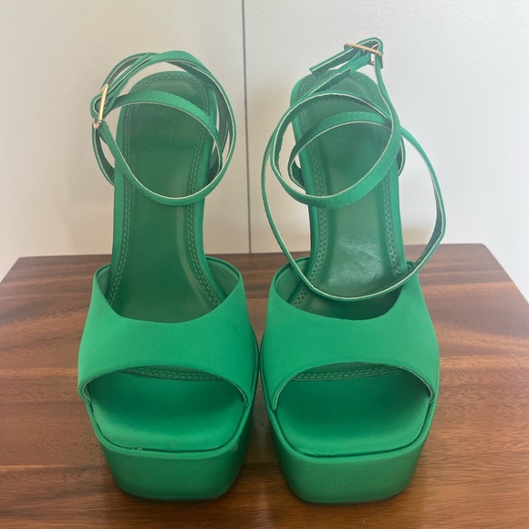 ASOS | Shoes | Emerald Green Platform Heels | Poshmark